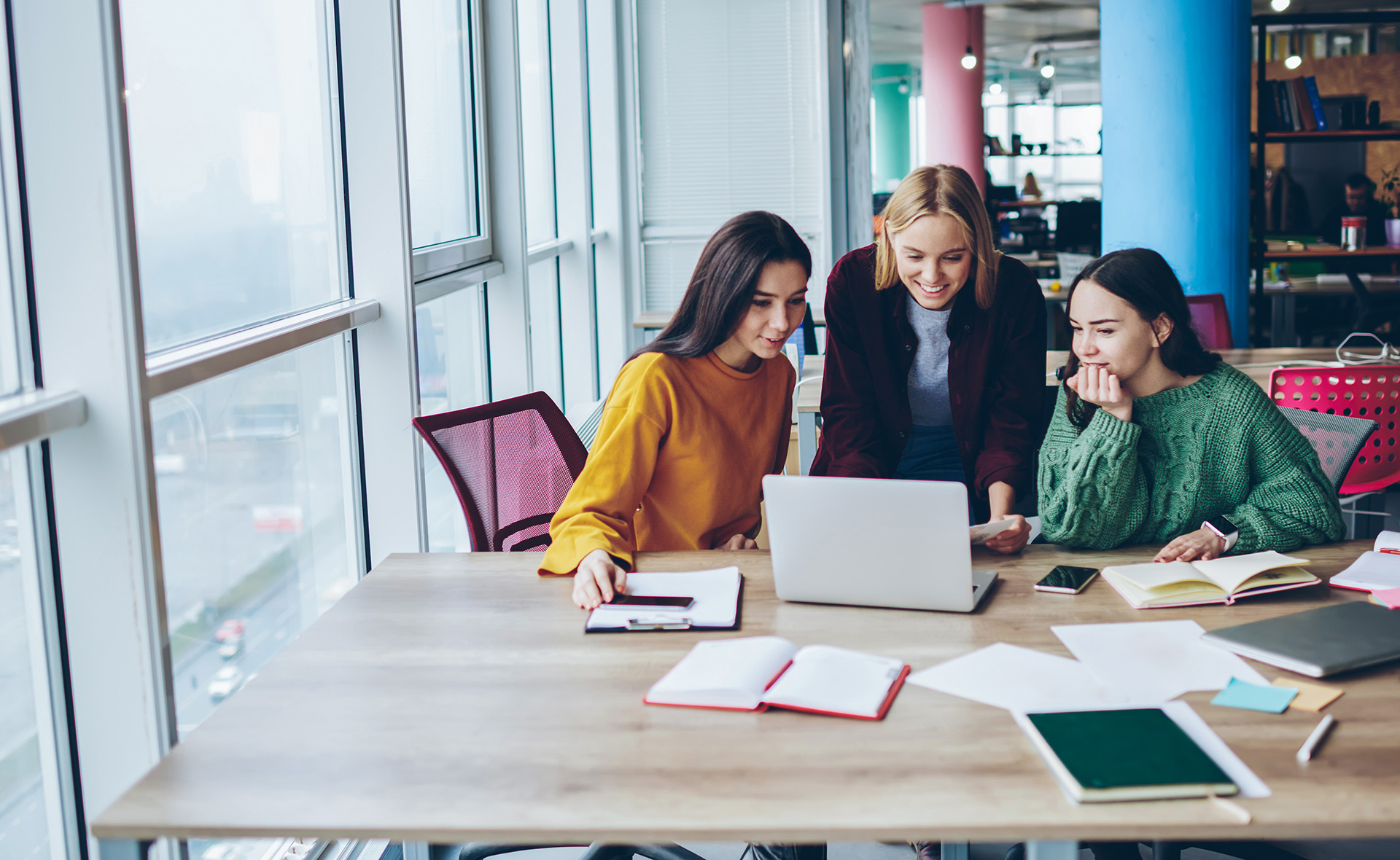 Female Graduate Training Program 2023-2024 - BBVA CIB
